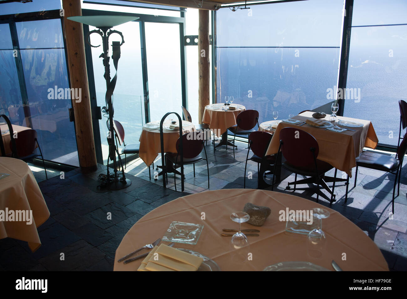 Exclusive up market Sierra Mar Restaurant at Post Ranch Inn Luxury ...