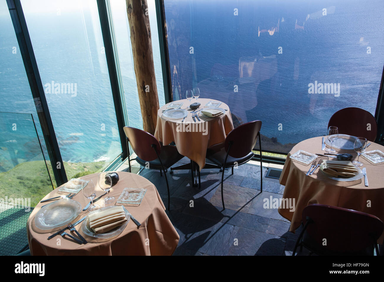 Exclusive up market Sierra Mar Restaurant at Post Ranch Inn Luxury ...