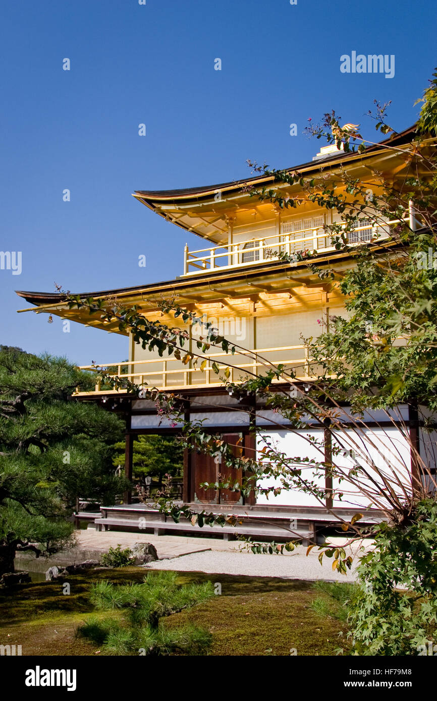 Kinkaku-ji (The Golden Pavilion Stock Photo - Alamy