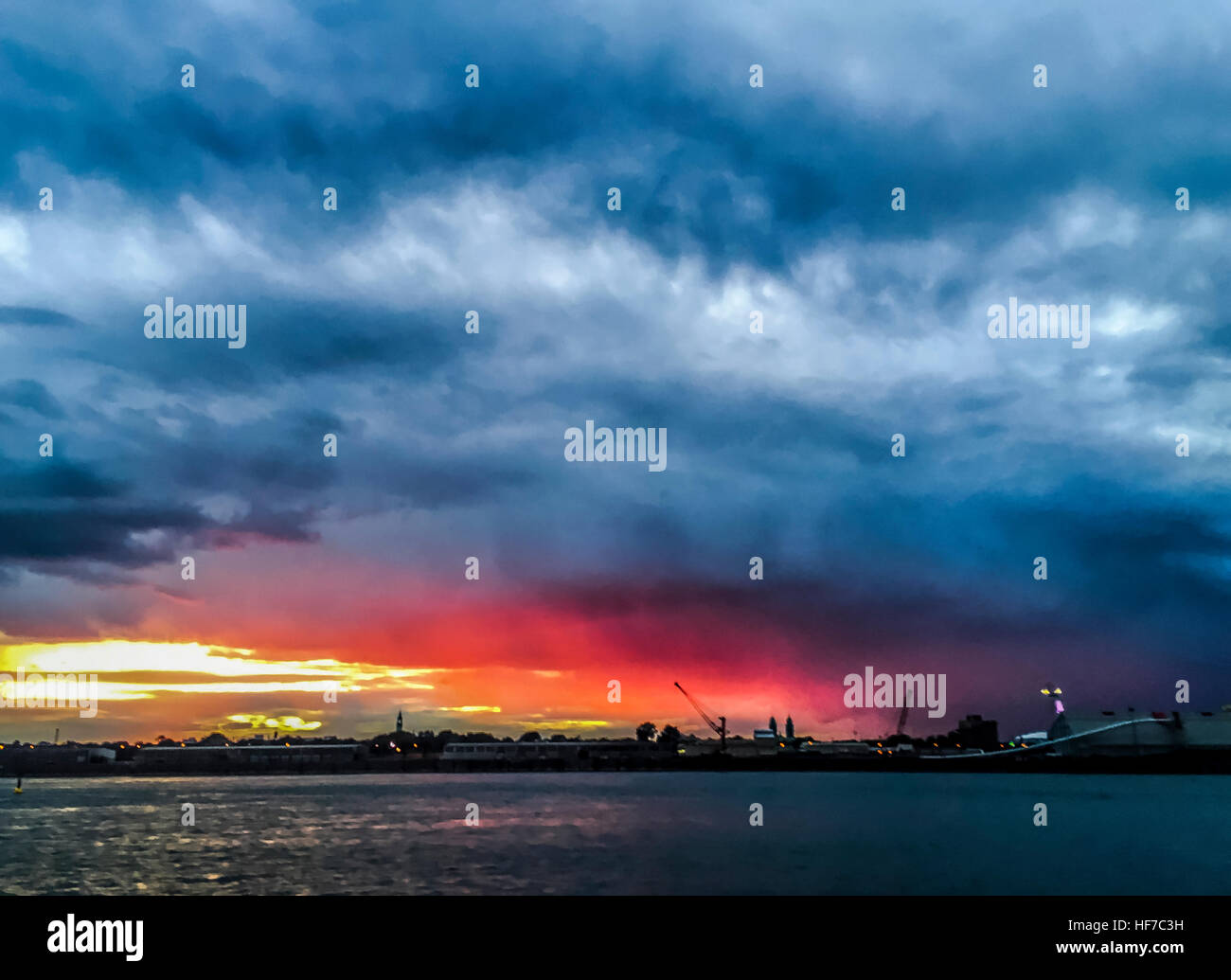 Spectacular sunset in Montreal Stock Photo - Alamy