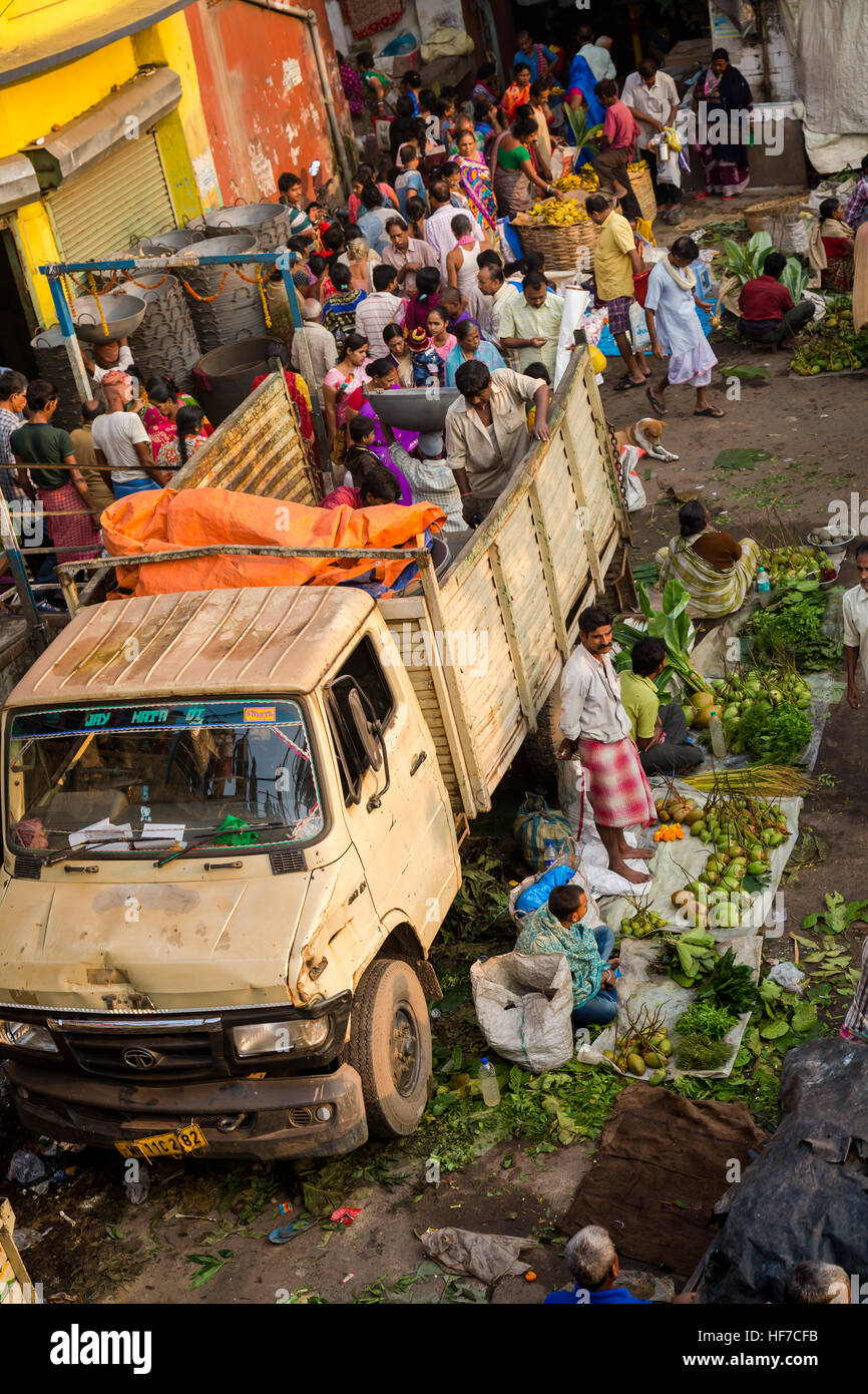 Indian street market hi-res stock photography and images - Alamy