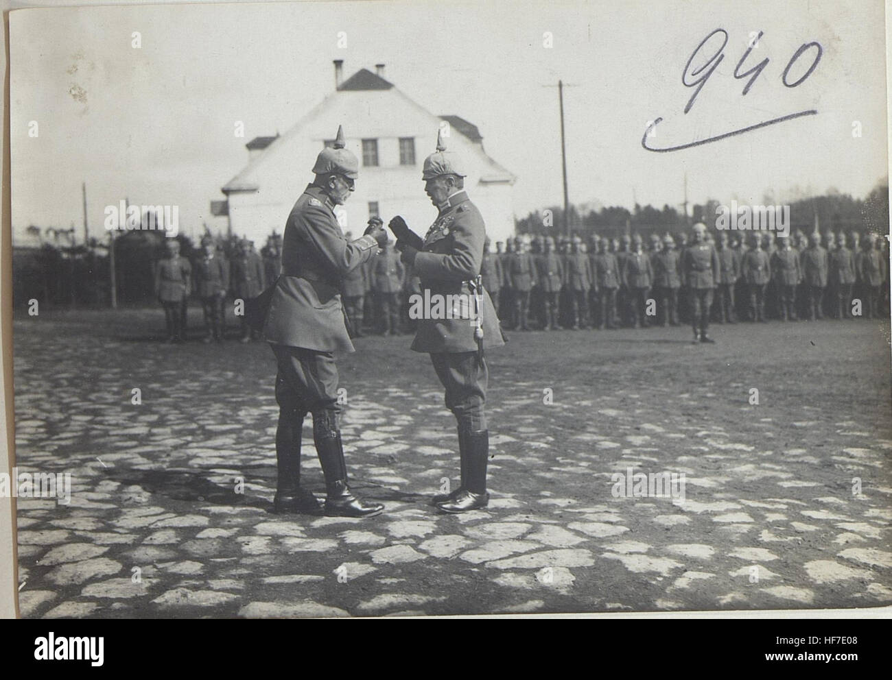 Chief lieutenant colonel r v hemmer hi-res stock photography and images ...
