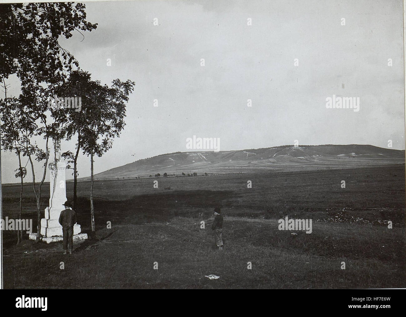 A photo from War Album 107 showing the 2nd Army during World War I ...