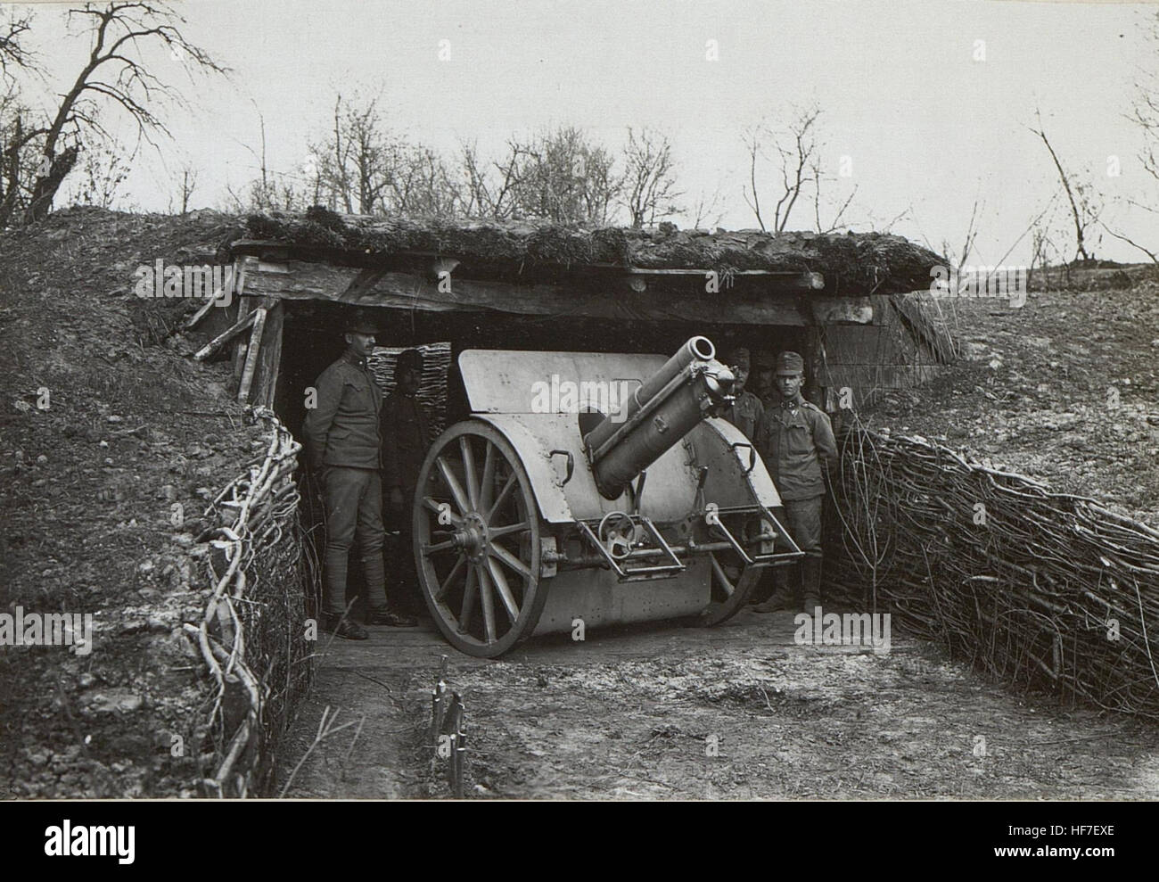 10 cm M.14 field howitzer used by the 2nd Army during World War I ...