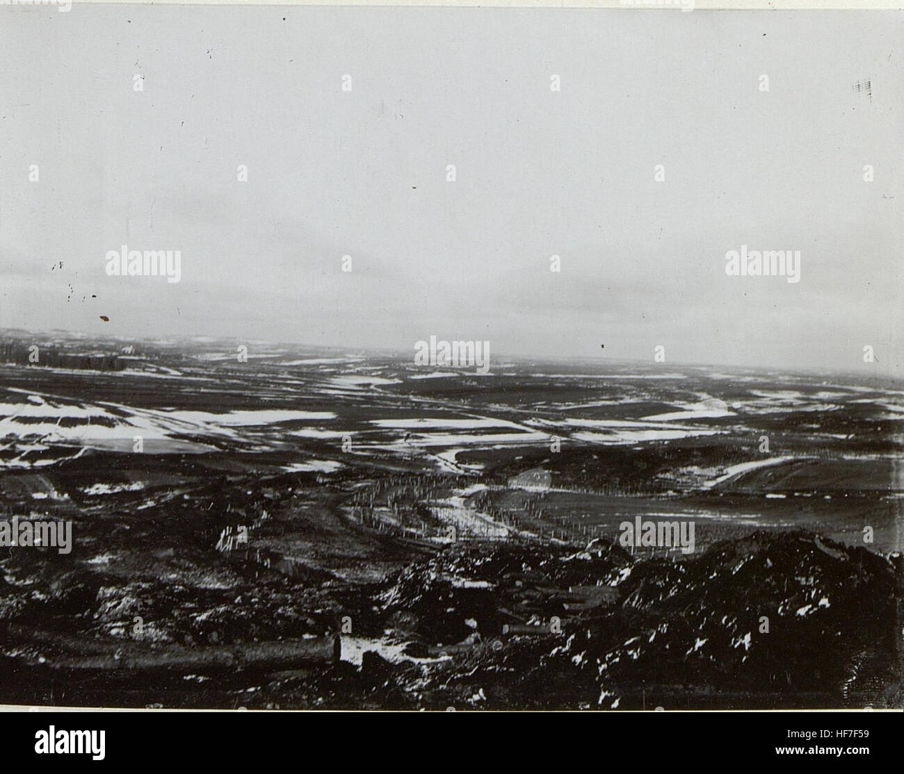 A photograph from 'Kriegsalbum 106', depicting military scenes from the ...