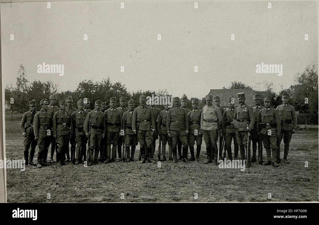 War military soldiers marching hi-res stock photography and images - Alamy