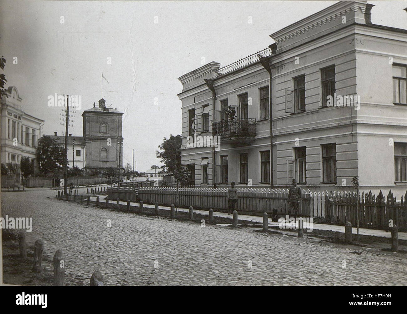 This photograph, part of the World War I collection, depicts the ...