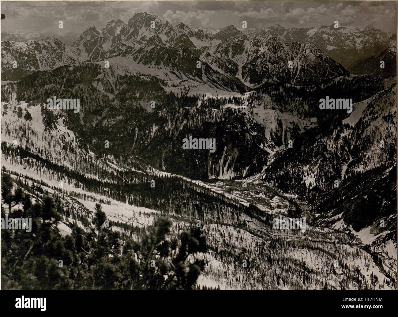 This image from the Europeana Collections depicts military positions ...