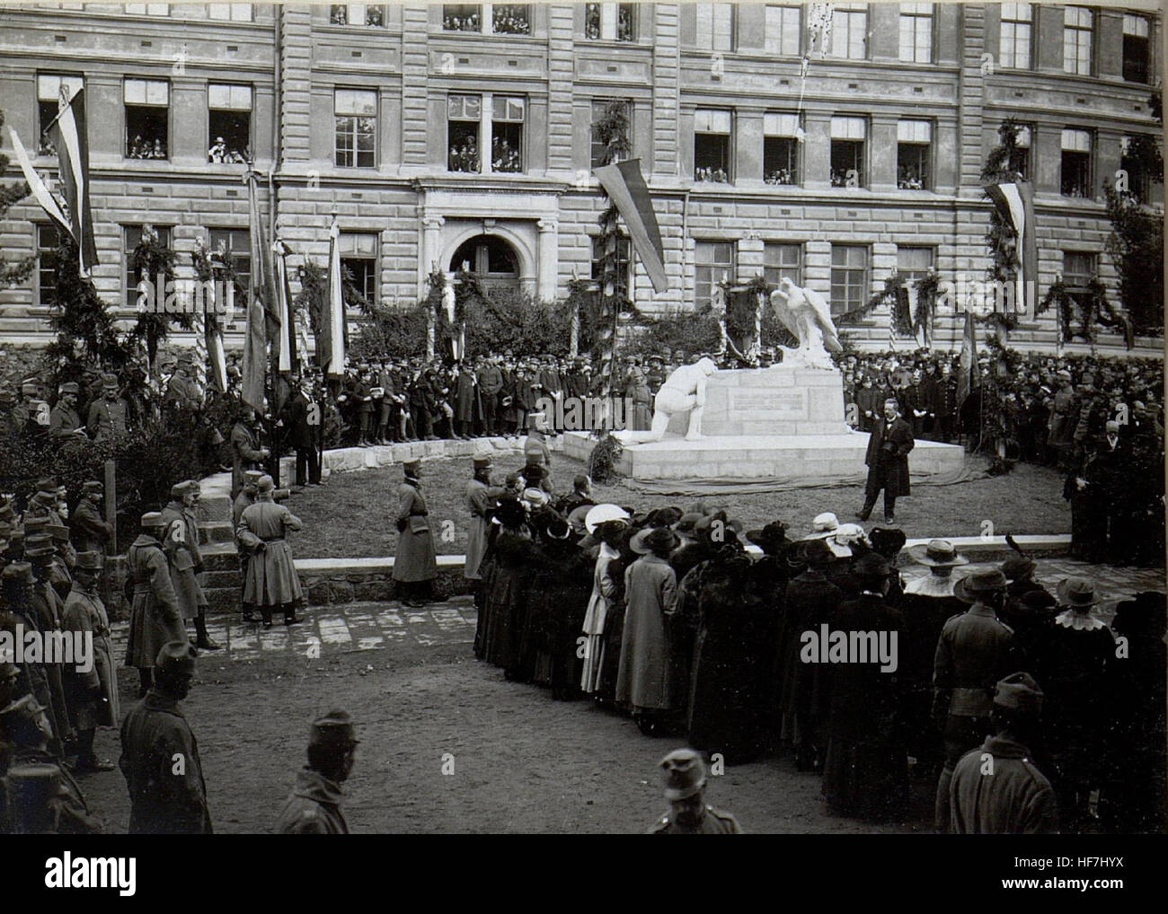 These photographs from the Eastern Front of World War I provide a stark ...