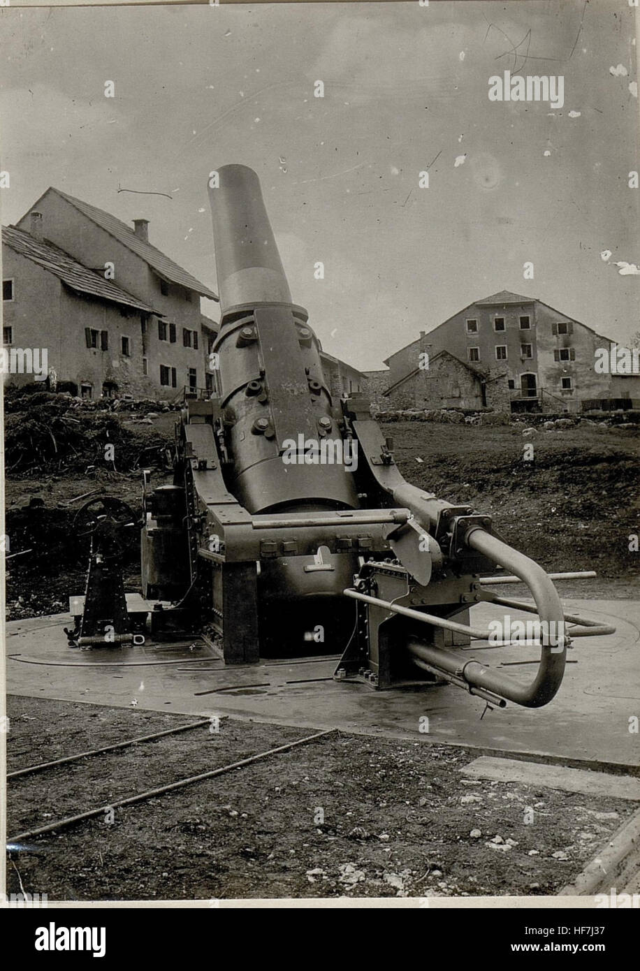This image shows the mounting of a 42 cm howitzer in Serrada during ...