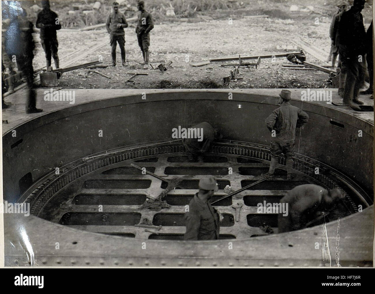 Howitzer 1918 hi-res stock photography and images - Alamy