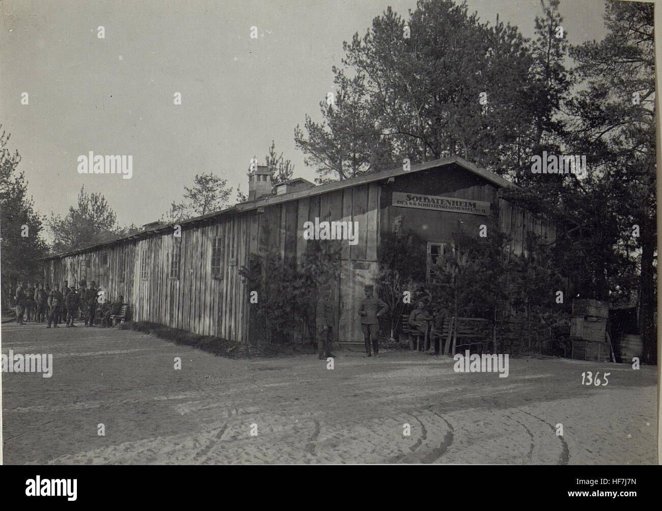 'Soldatenheim an der russischen Front' shows a scene from World War I ...