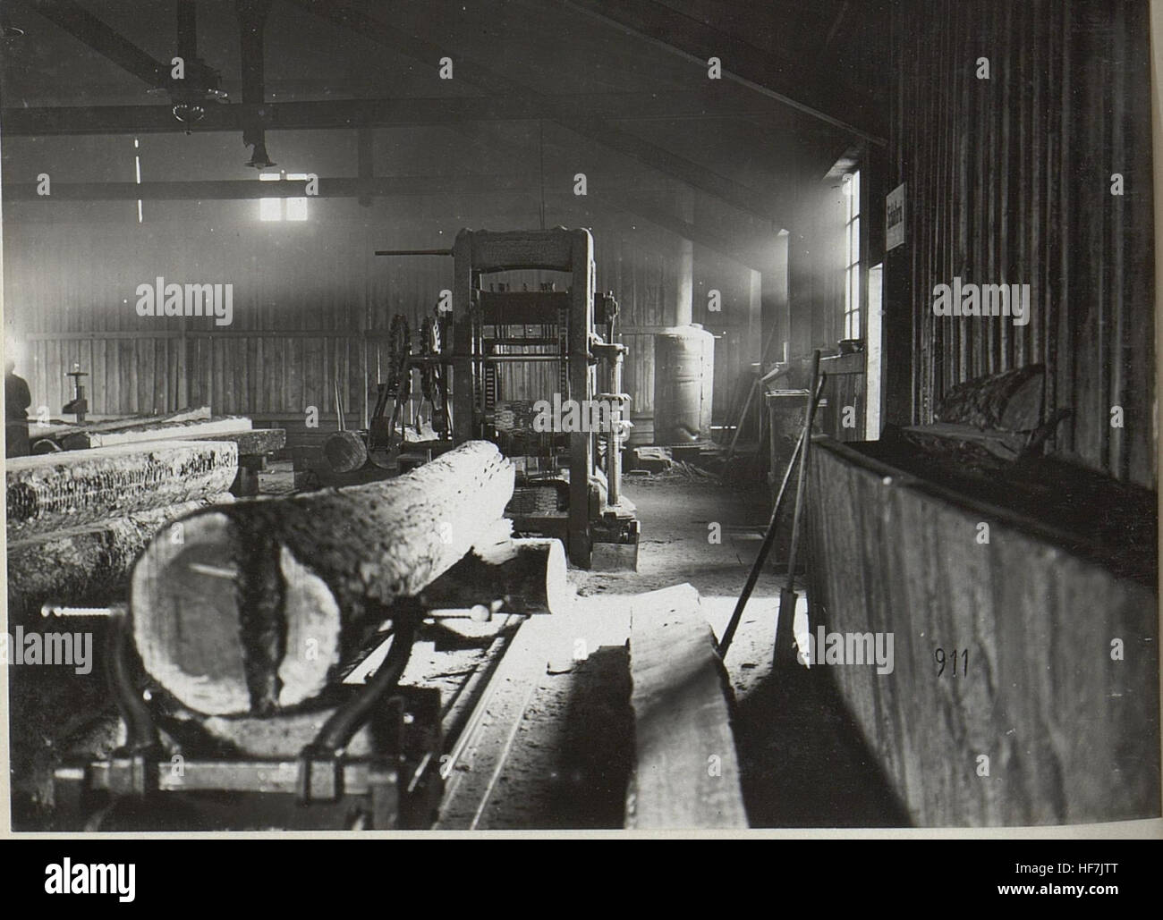 World war i production facilities hi-res stock photography and images ...