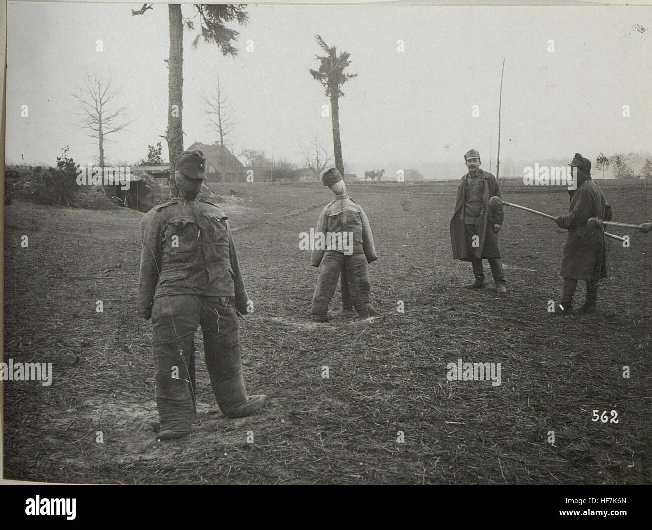 This image is from the 'Kriegsalbum 95,' a World War I photo album ...