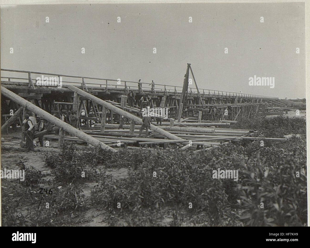 This photograph from the World War I era, titled 'Kriegsalbum 95 ...
