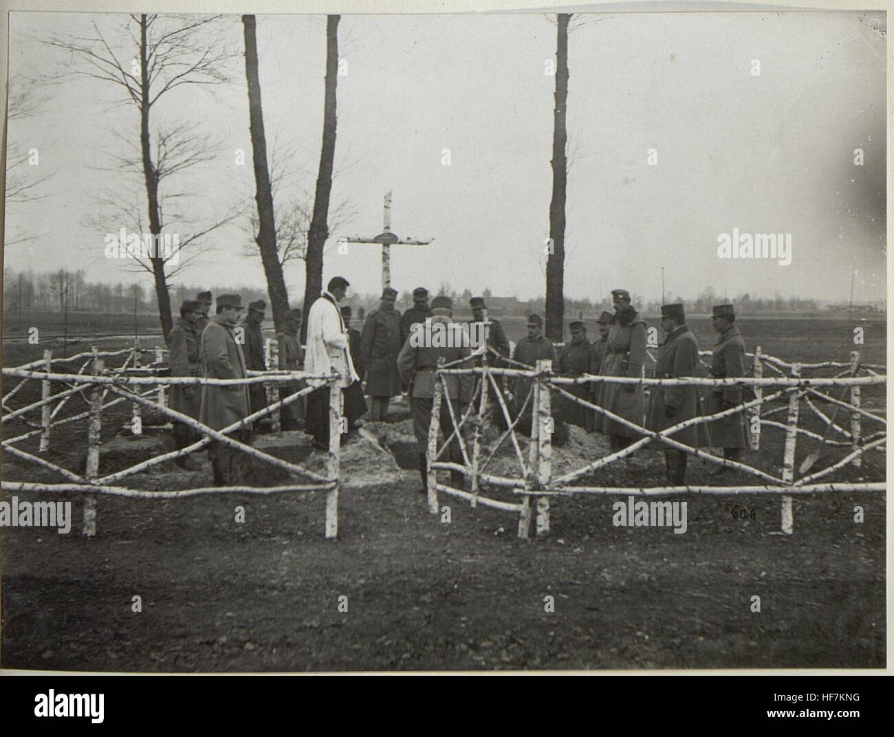 'Kriegsalbum 95' is a historical World War I photograph showcasing the ...