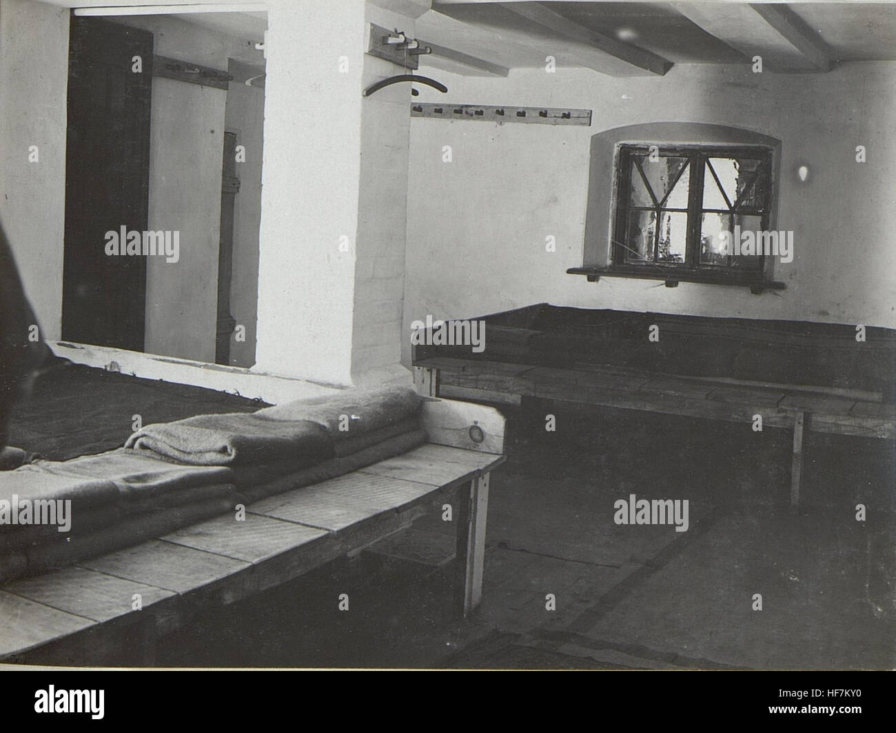 Wartime hygiene facilities hi-res stock photography and images - Alamy