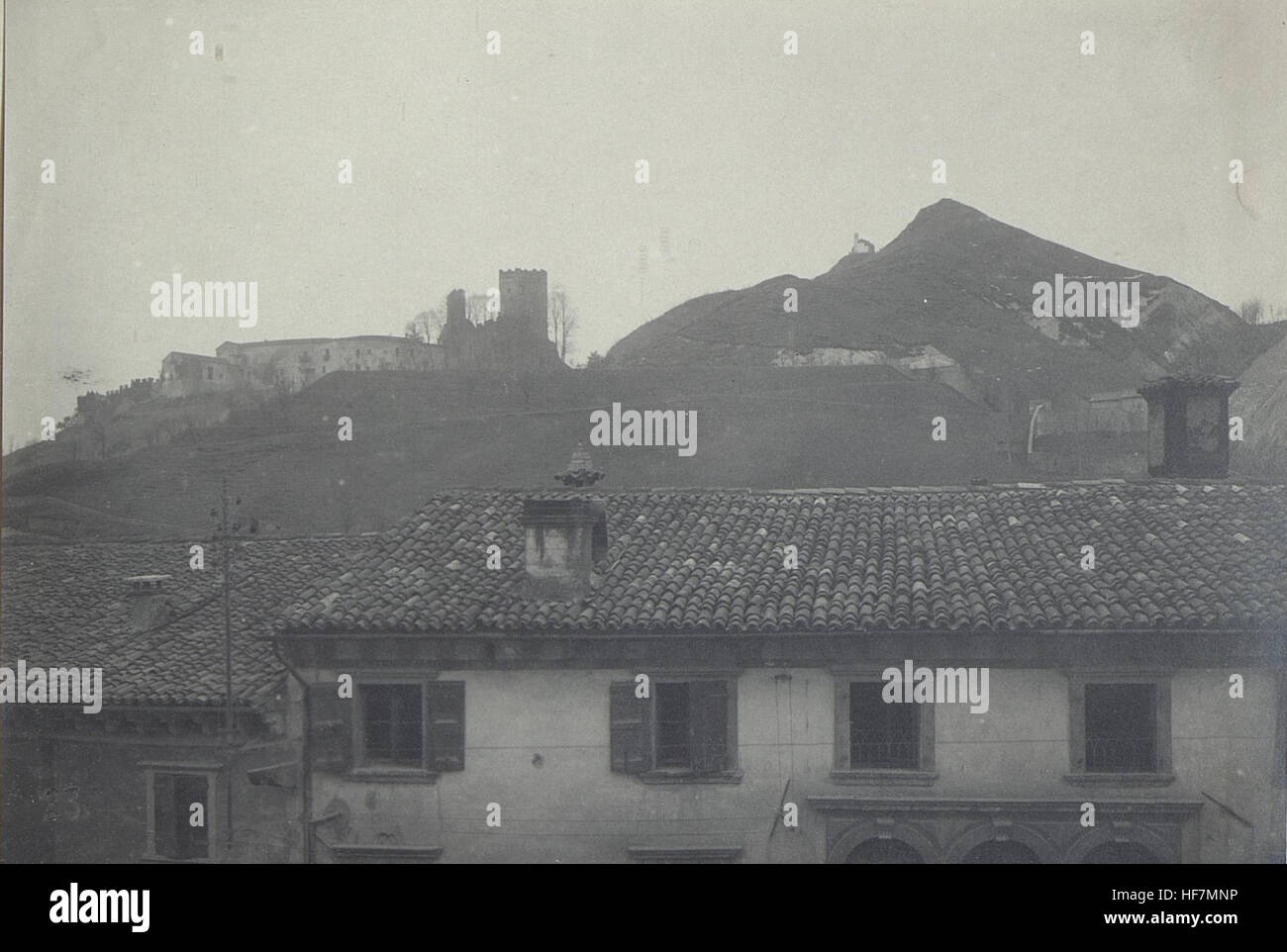 Ruine weltkrieg hi-res stock photography and images - Alamy