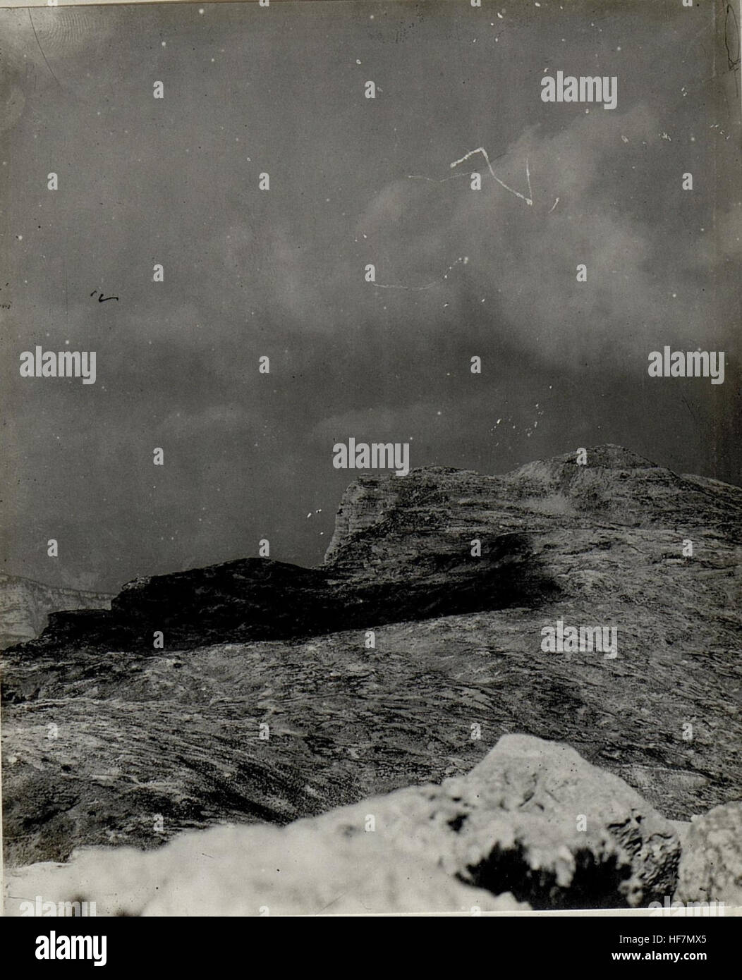 This panoramic image shows a World War I scene, offering a detailed ...