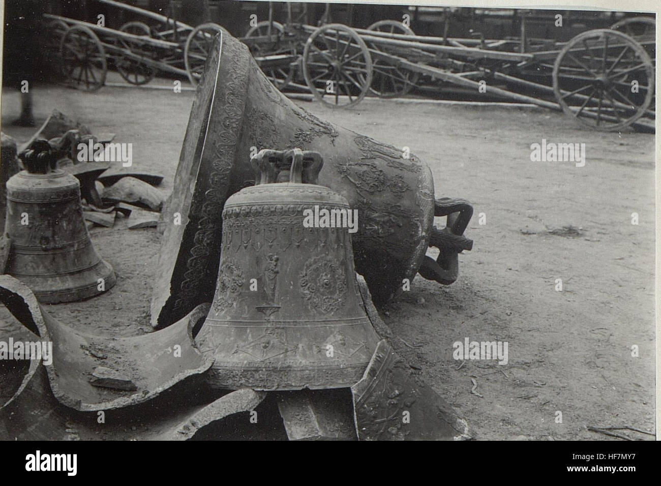 Historical bells hi-res stock photography and images - Alamy