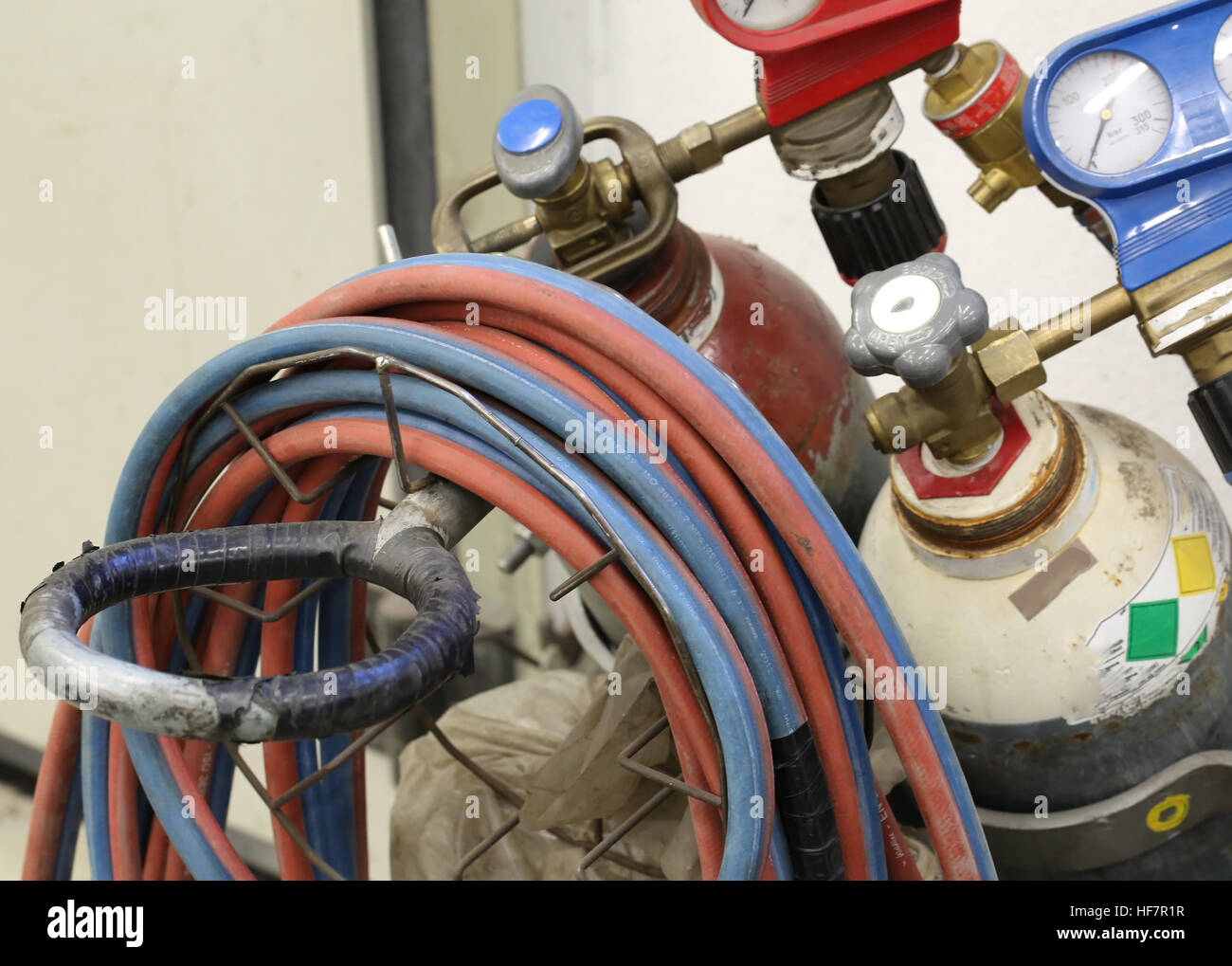 Soldering gas tank hi-res stock photography and images - Alamy