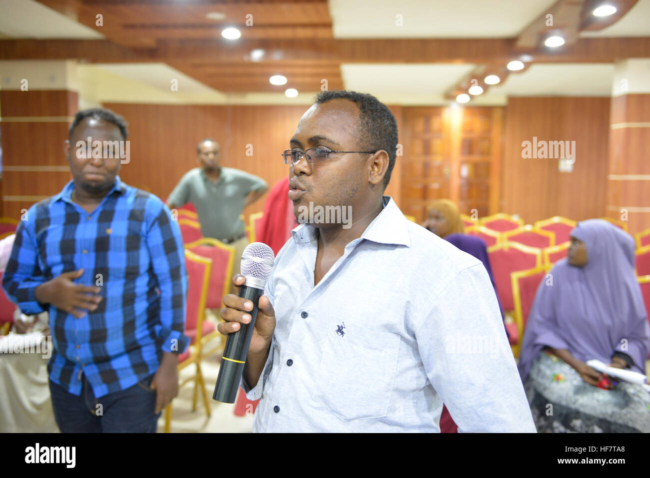 Yusuf omar hi-res stock photography and images - Alamy