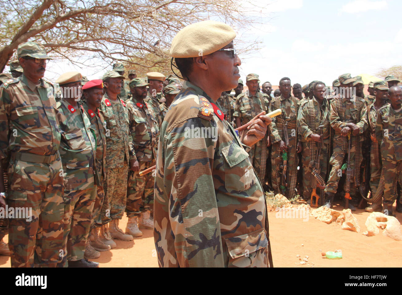 Somali National Army officers listen to AMISOM senior officials during ...
