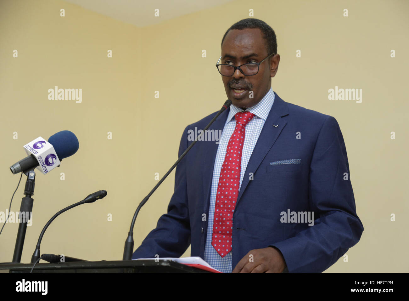 Omar Ismail, a newly elected member of the Somali parliament, addresses ...