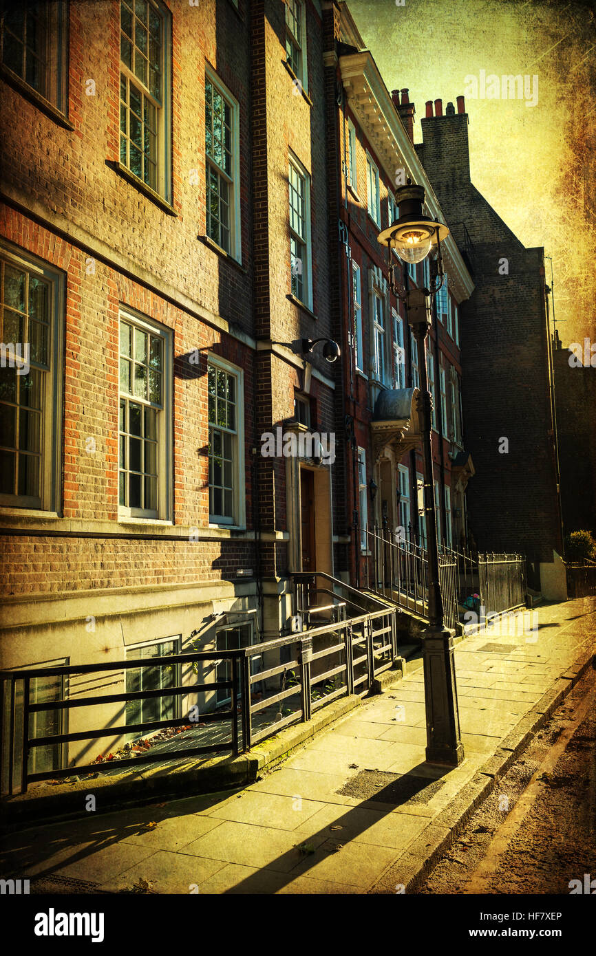 Vintage picture old london buildings hi-res stock photography and ...