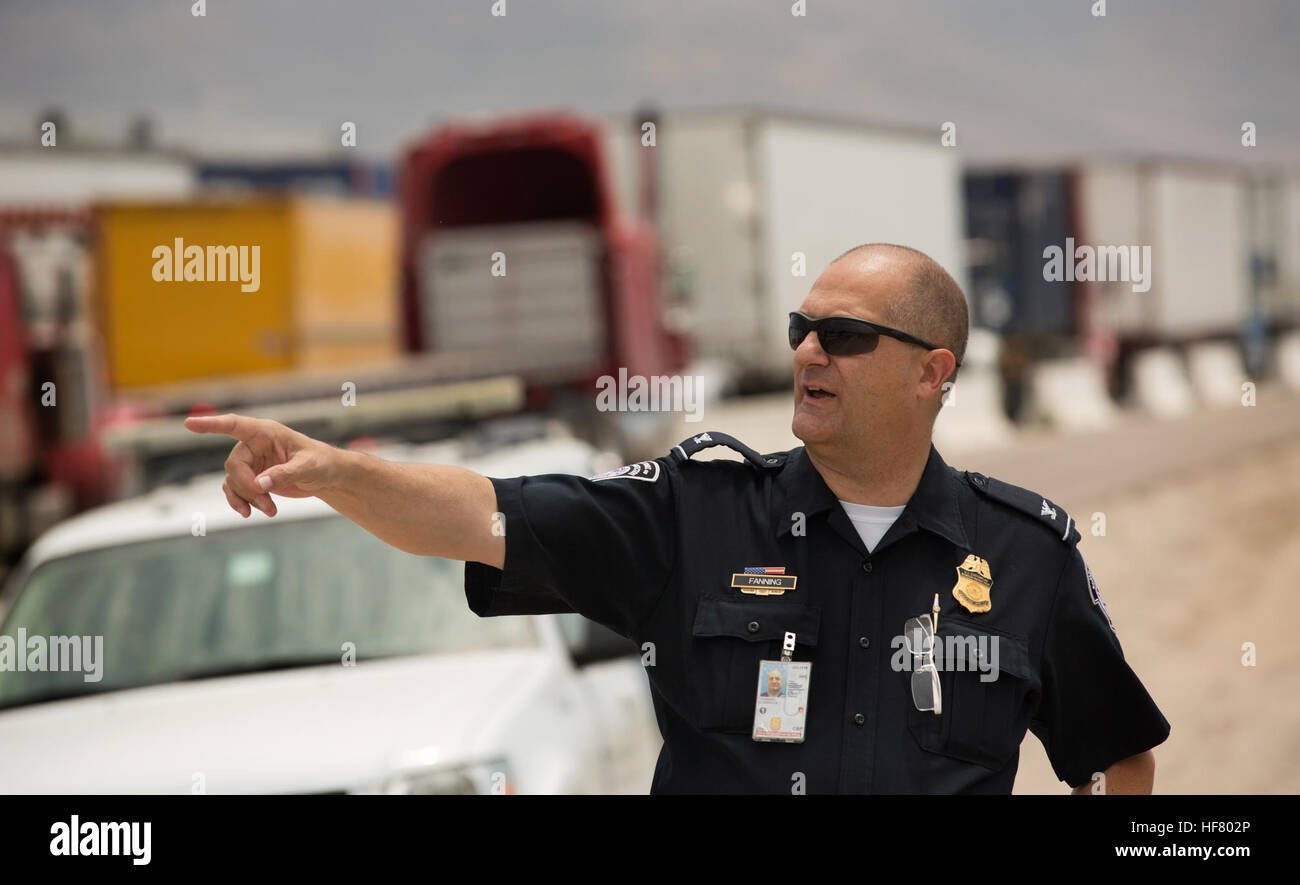 U s customs border protection officers otay mesa ca port hi-res stock ...