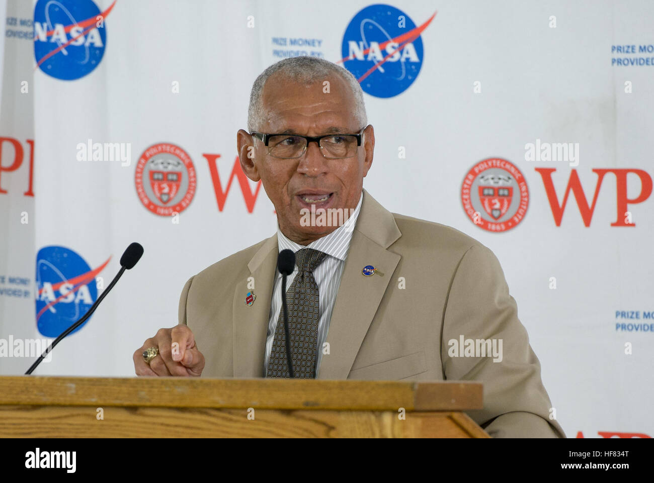 NASA Administrator Charles Bolden delivered remarks at the 2016 Sample ...