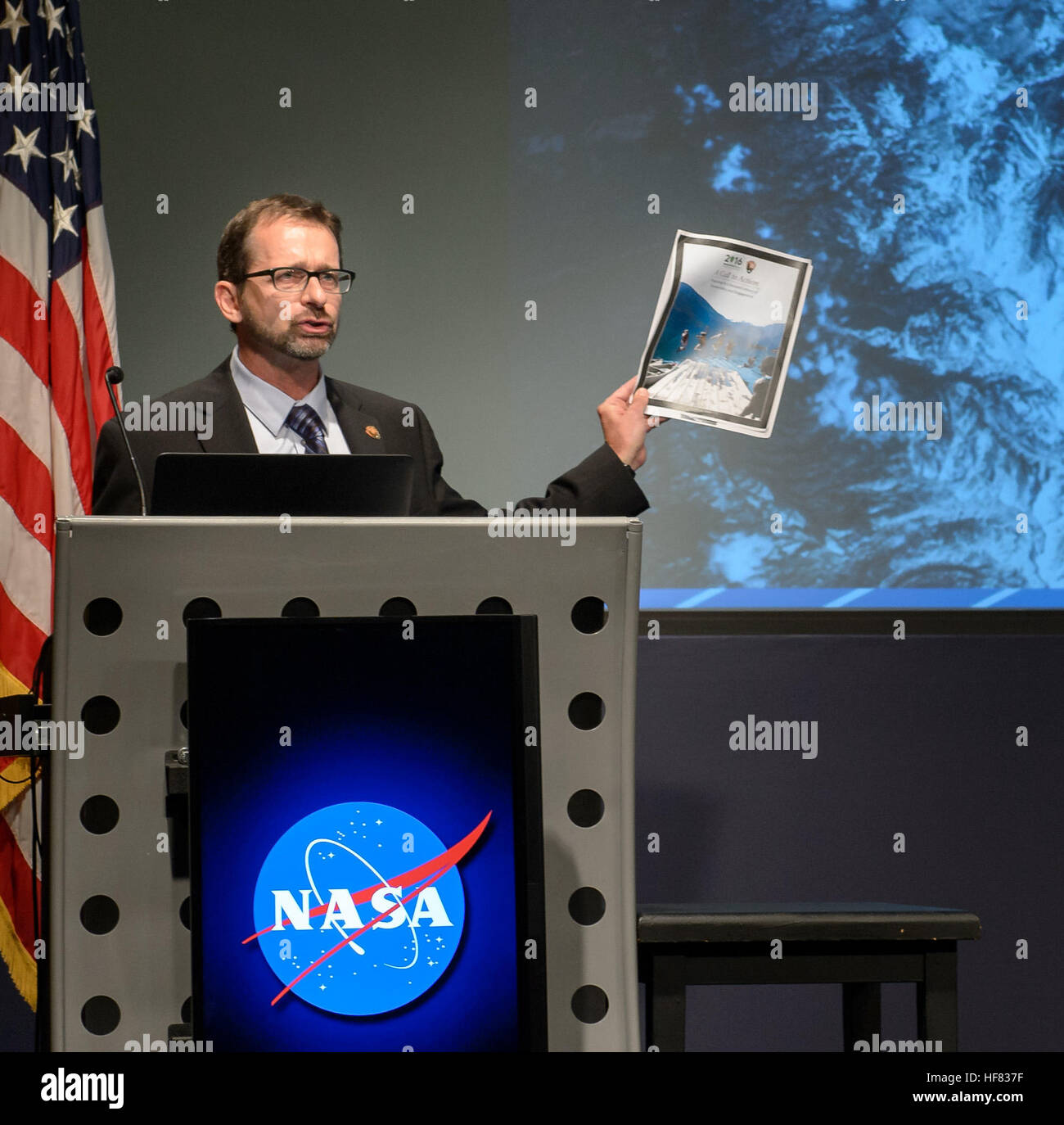 Sciences resources hi-res stock photography and images - Alamy