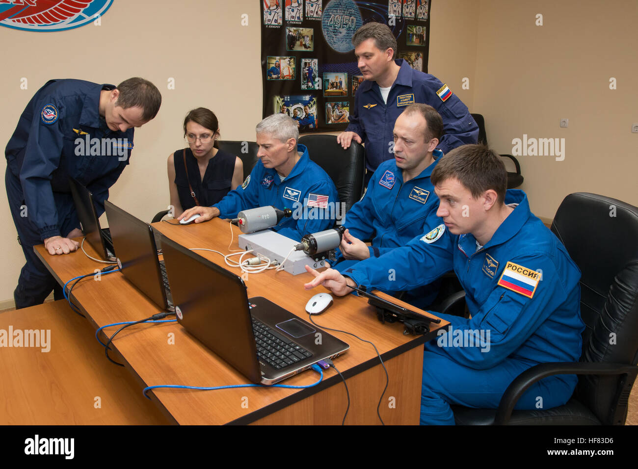 Nasa work crew hi-res stock photography and images - Alamy