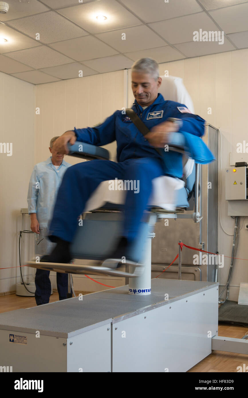 Expedition 49 backup crew member Mark Vande Hei takes part in spin ...