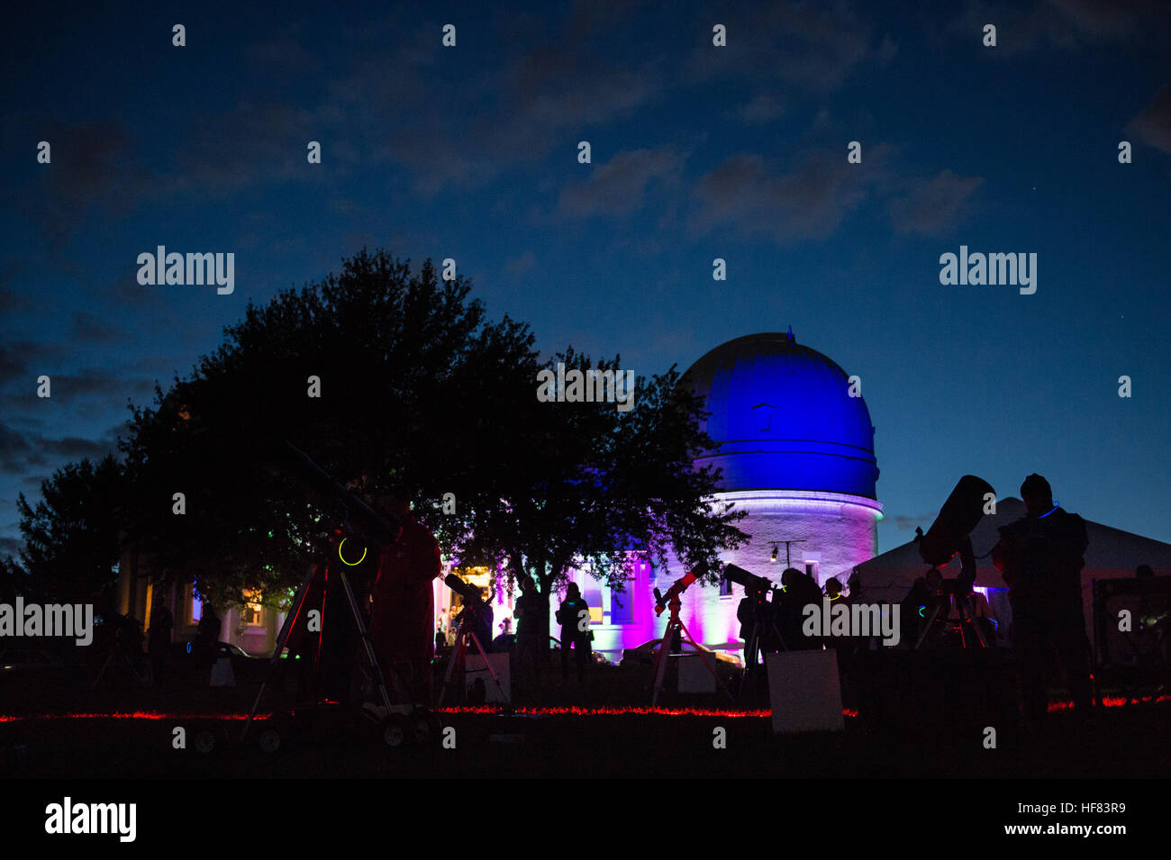 At the White House Frontiers Conference Astronomy Night, participants ...