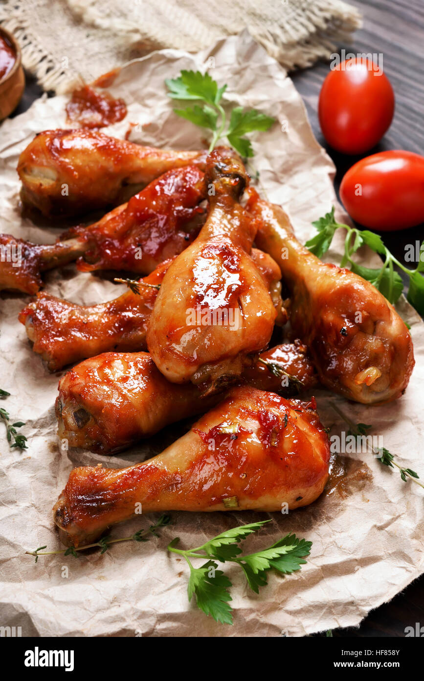 Chicken on paper hi-res stock photography and images - Alamy
