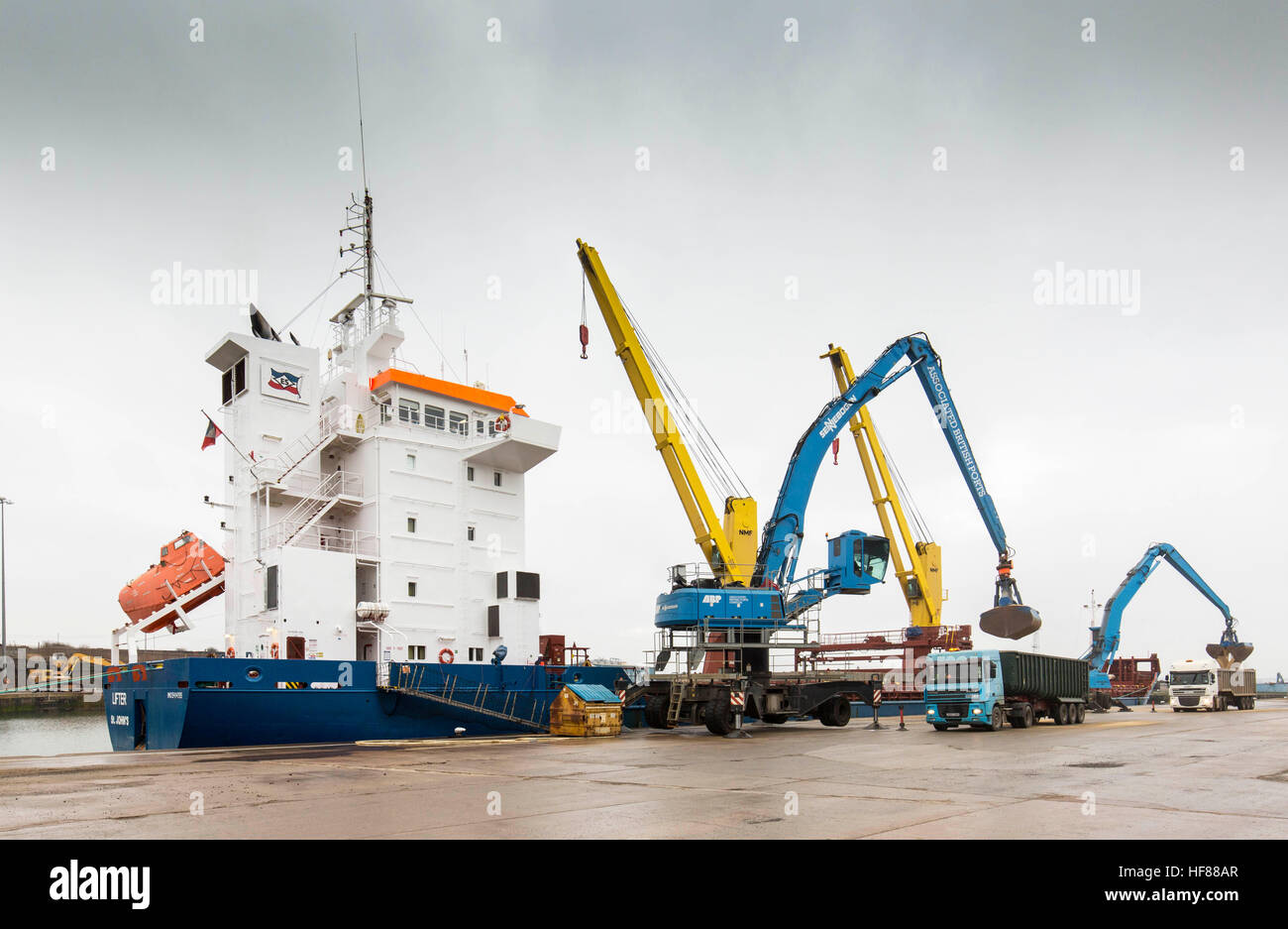 Associated British Ports - Garston , Liverpool . Unloading a ship Stock ...