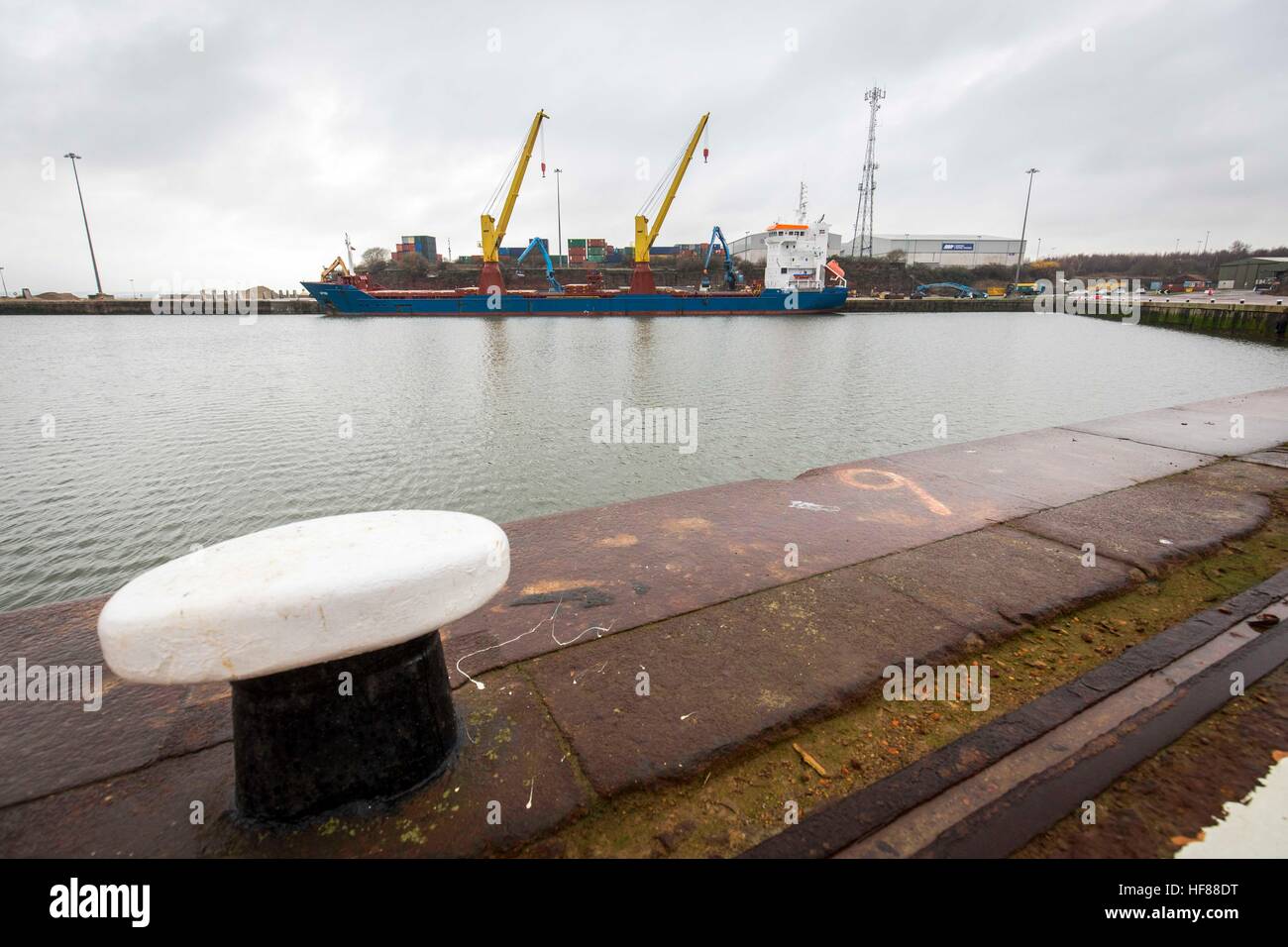 Associated british ports abp garston hi-res stock photography and ...