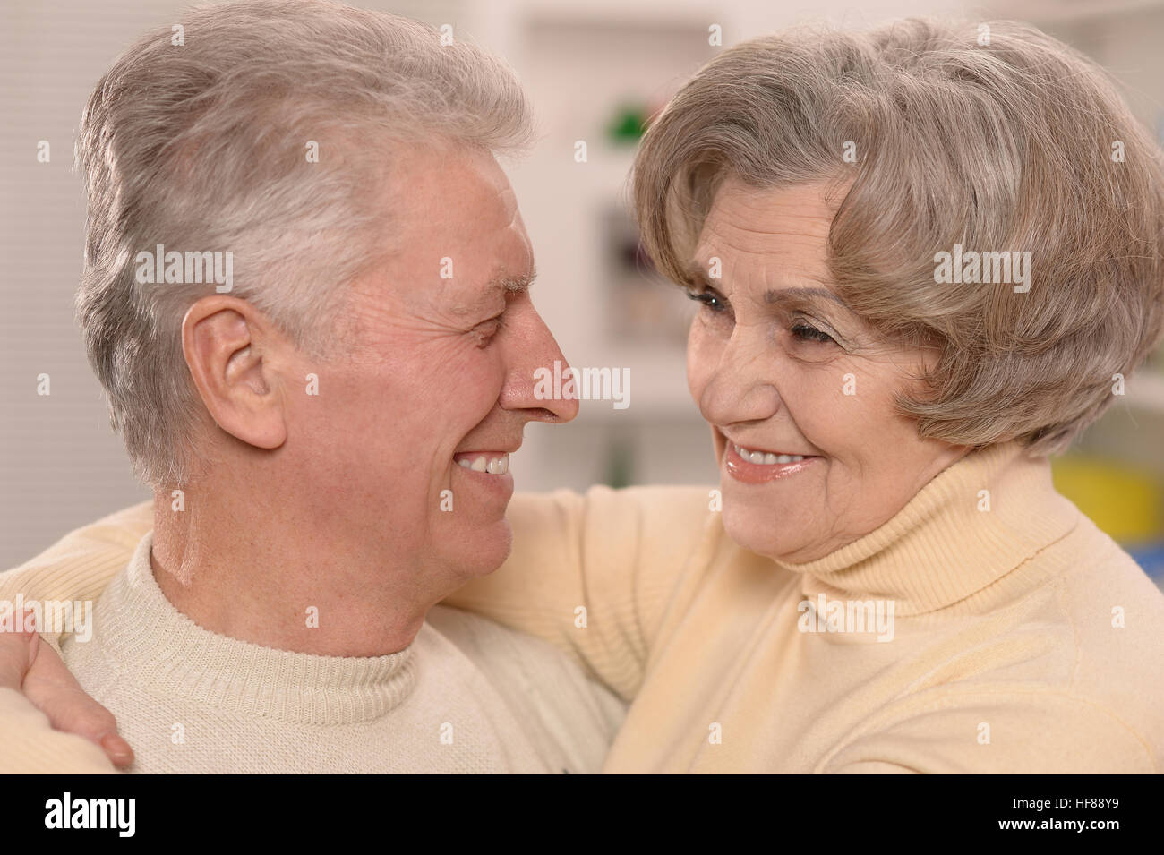 Mature couple in love hi-res stock photography and images - Alamy