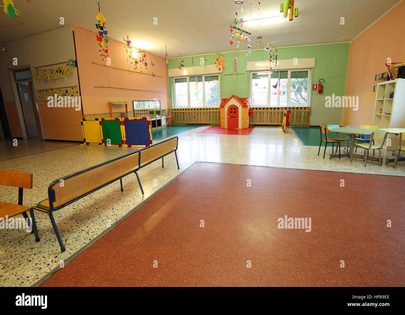 Primary school children playing toys hi-res stock photography and ...