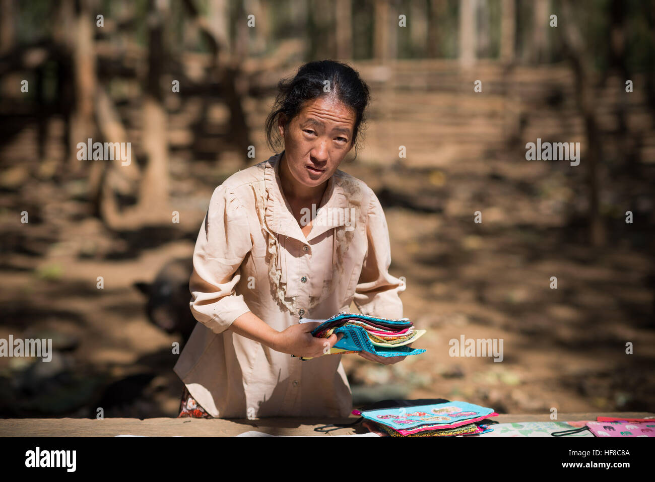 Hmong people myanmar hi-res stock photography and images - Alamy