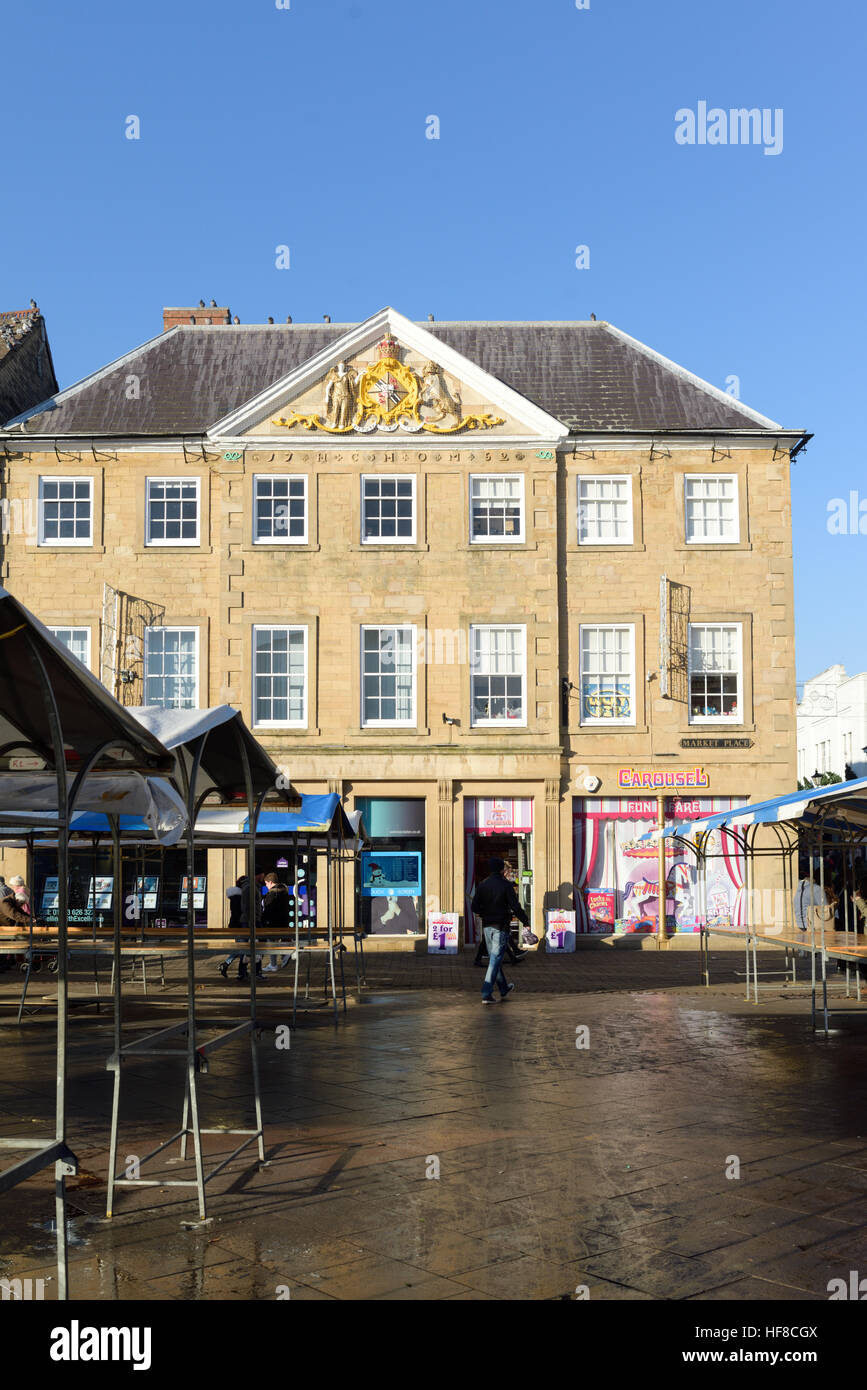 Mansfield market place hi-res stock photography and images - Alamy