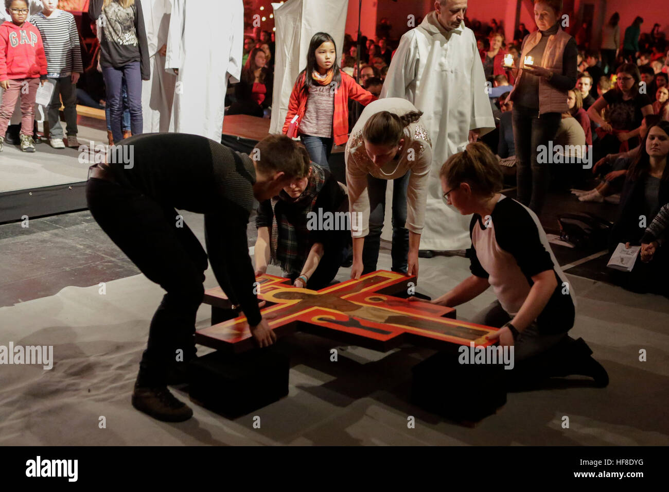 Latvia, Riga. 28th December 2016. The Taize cross is on the floor for a ...