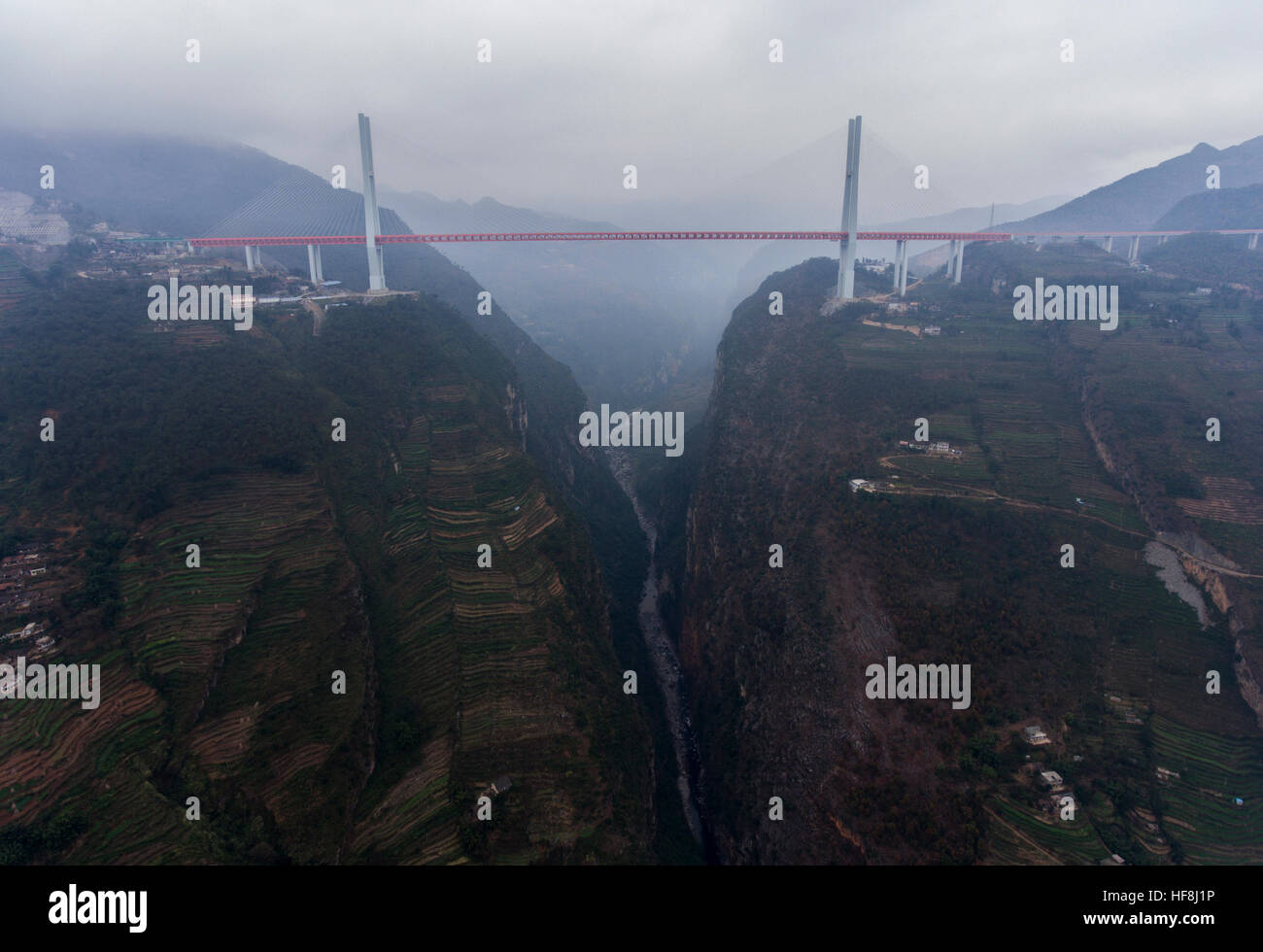 Duge bridge hi-res stock photography and images - Alamy