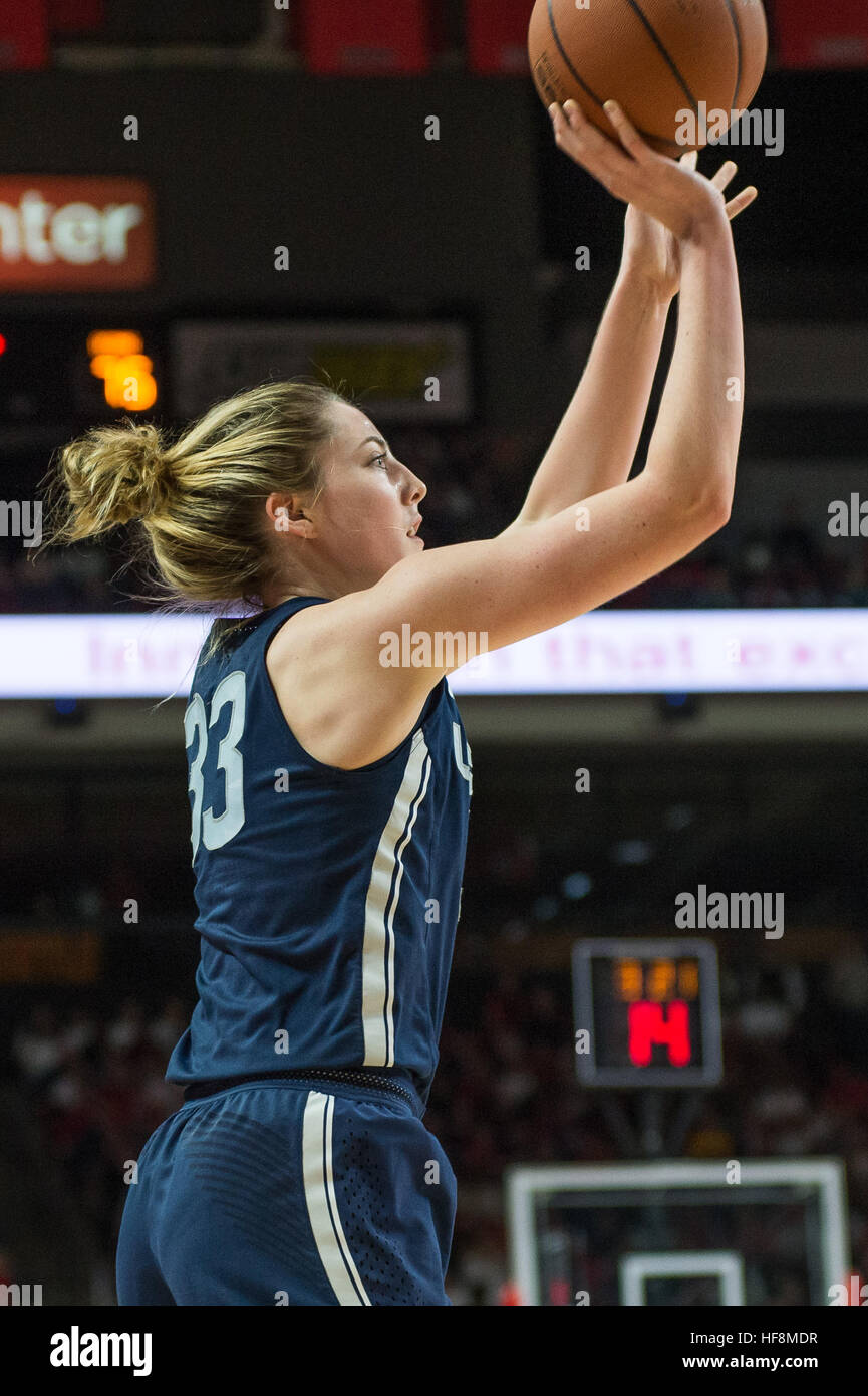 Katie lou samuelson hi-res stock photography and images - Alamy