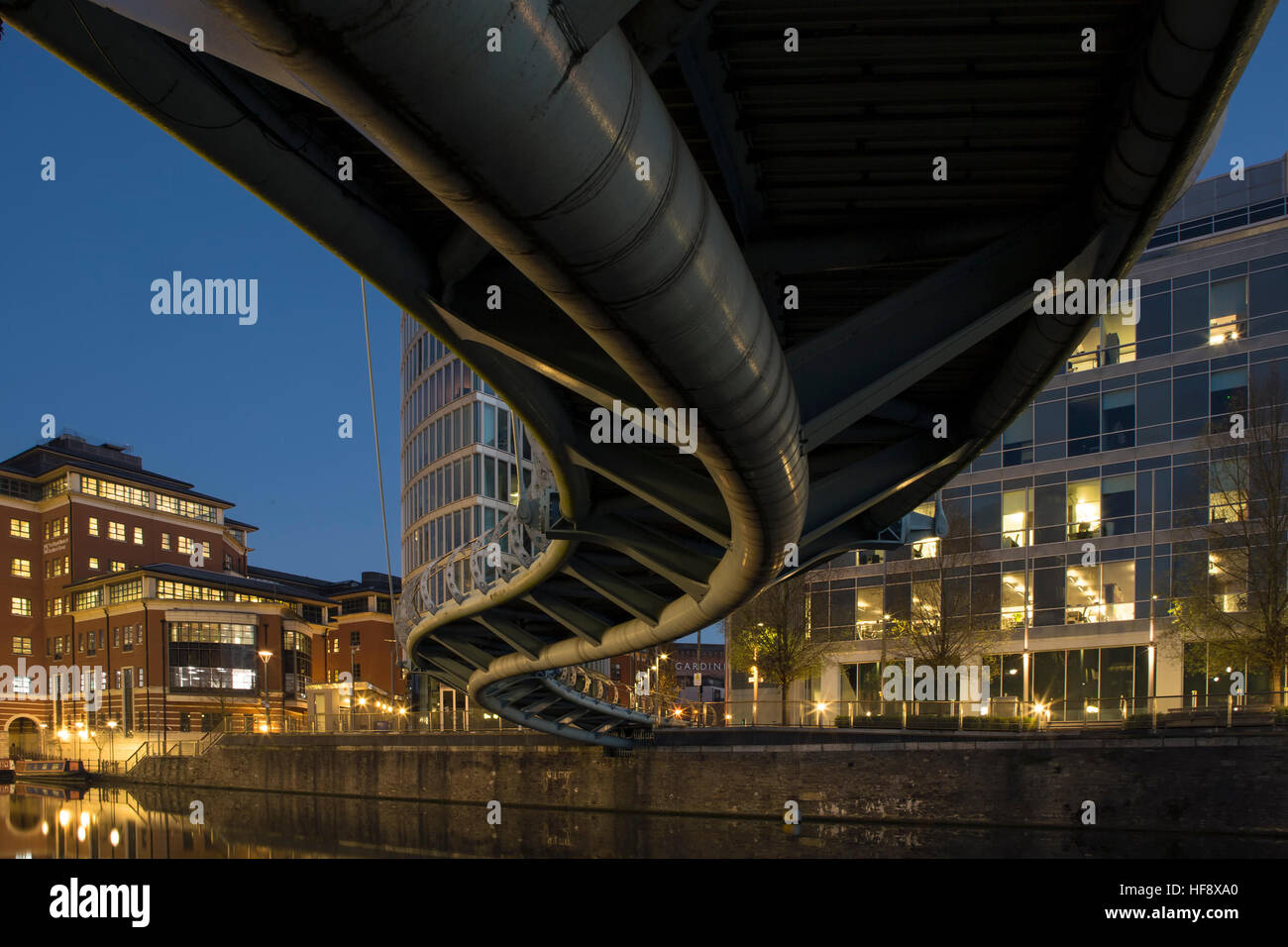Tower bridge quay hi-res stock photography and images - Alamy