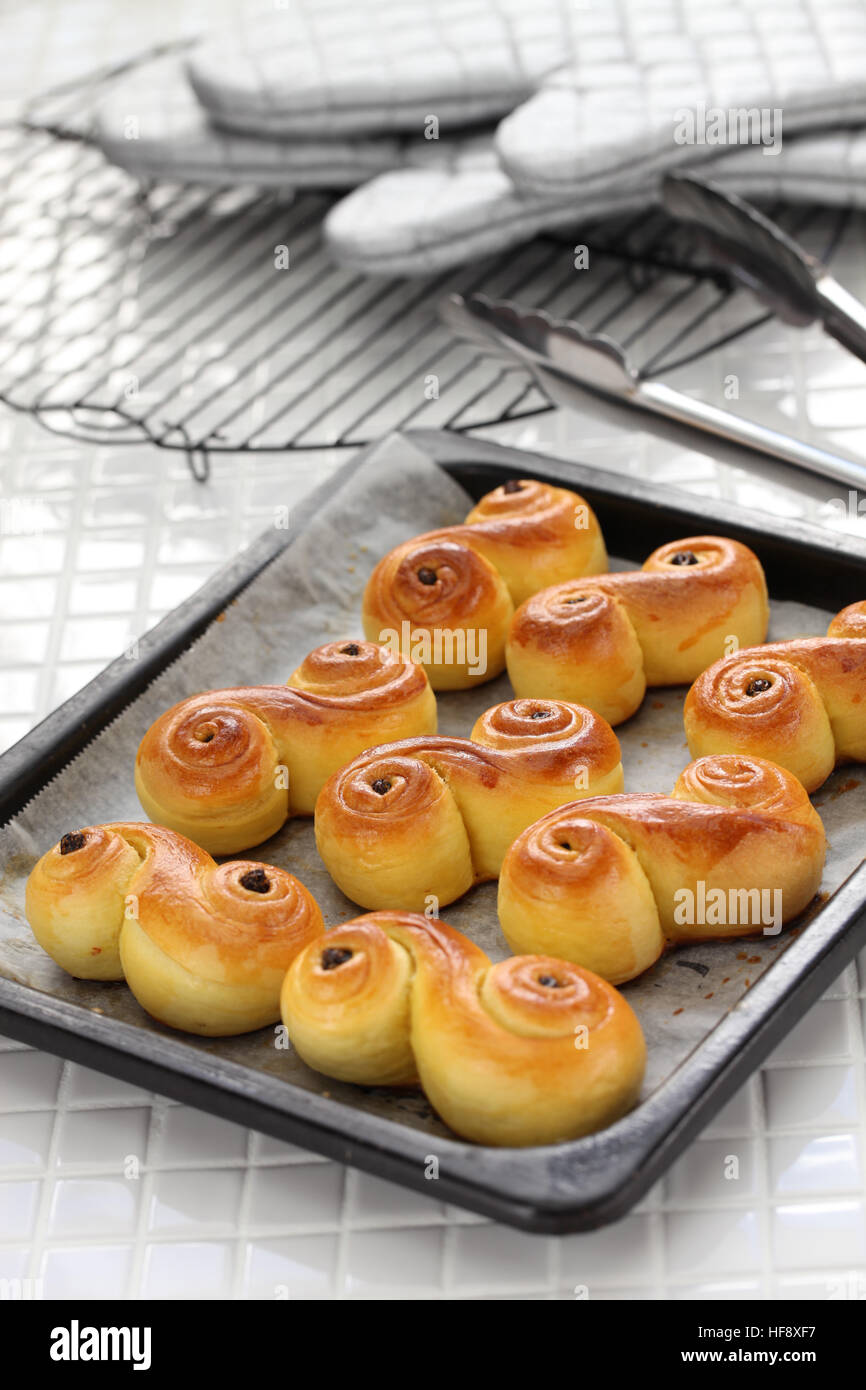 Saffron bun swedish lussebulle hi-res stock photography and images - Alamy