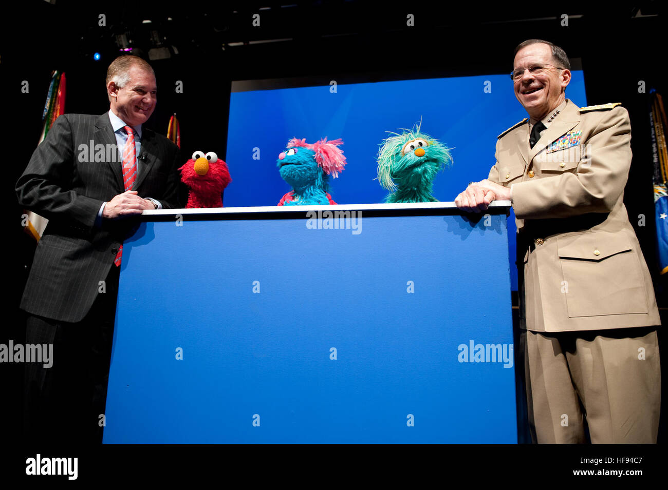 Sesame street rosita hi-res stock photography and images - Alamy