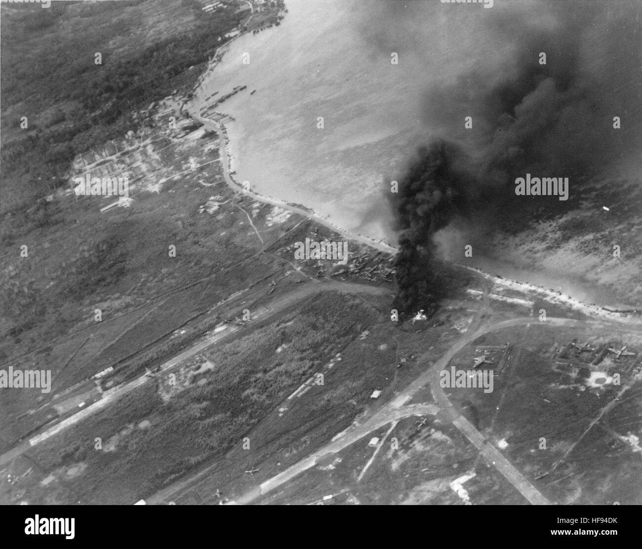 Japanese truk lagoon Black and White Stock Photos & Images - Alamy