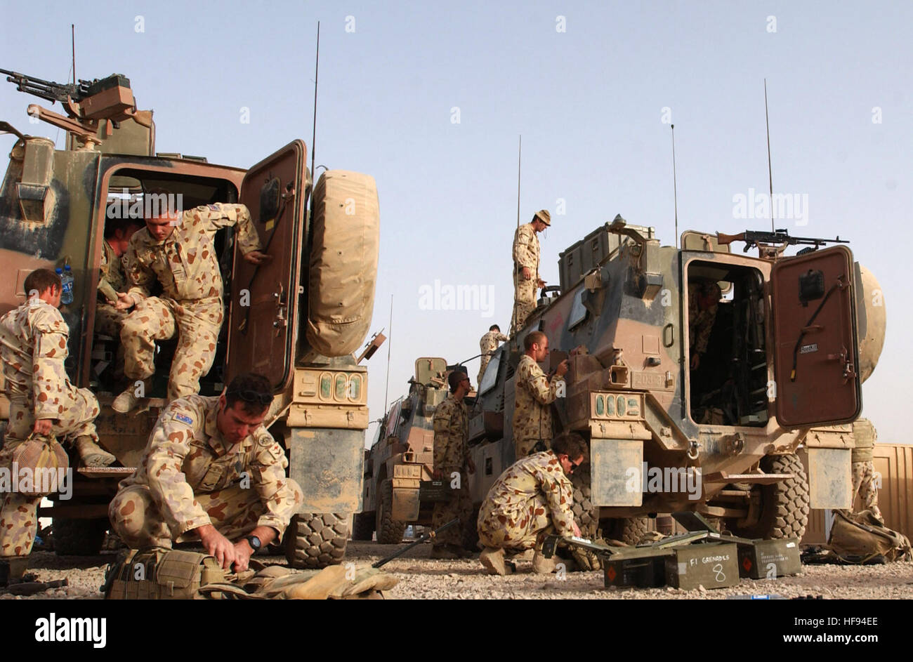 URUZGAN, Afghanistan - Soldiers from 2nd Platoon, 3rd Battalion (Para ...